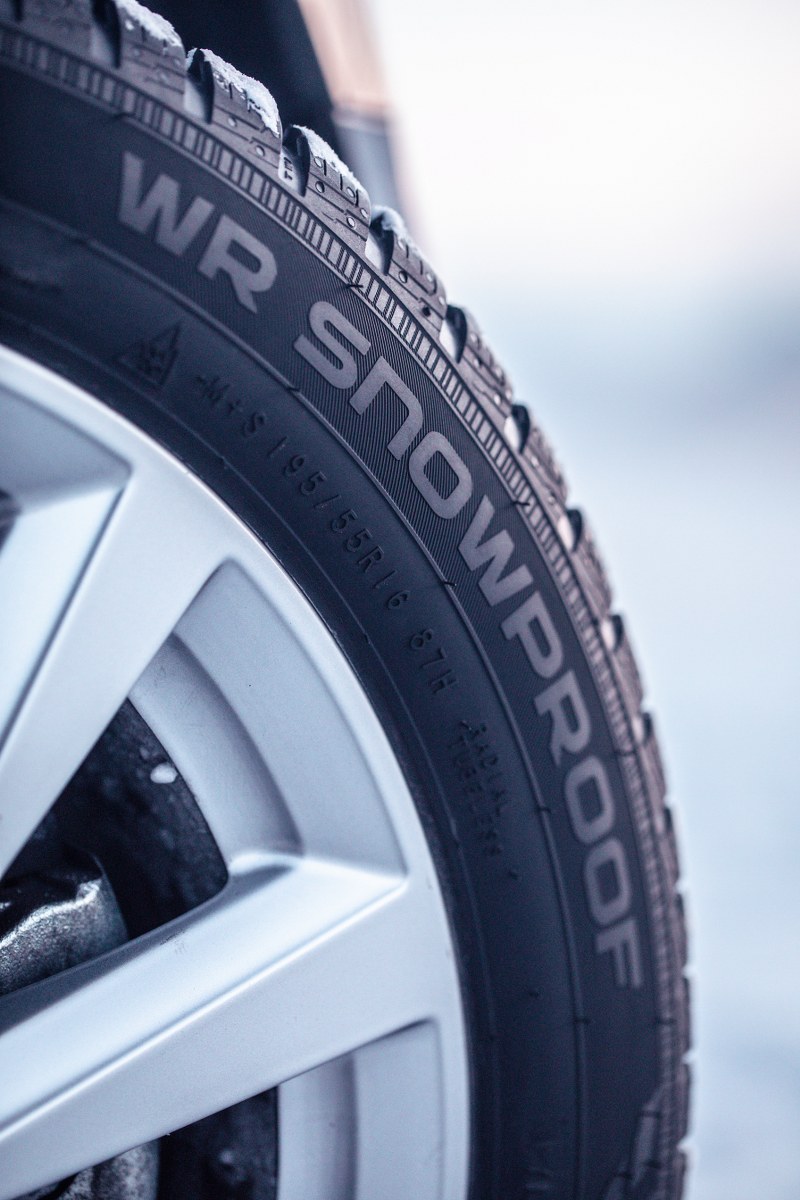 Новата гума Nokian WR Snowproof – спокойствие на зимните пътища
